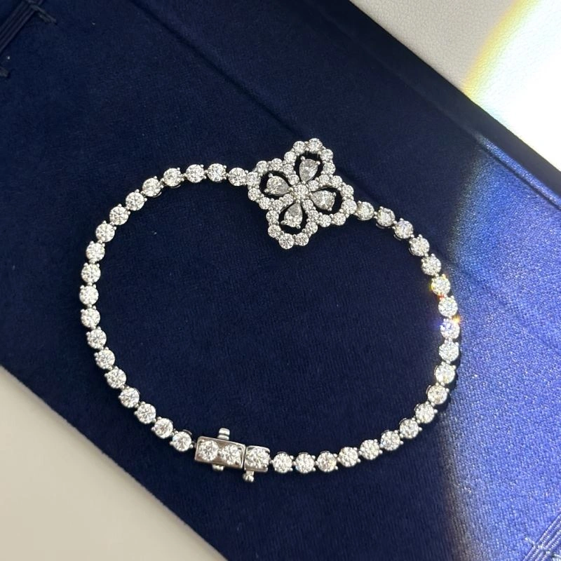 Economical Vca Bracelets