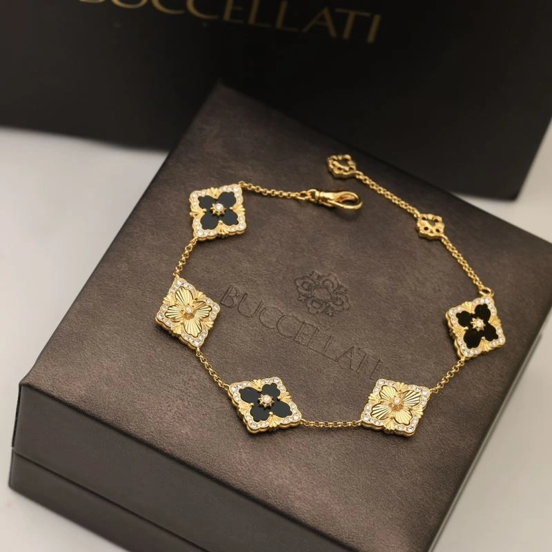 Brand-authenticated Vca Bracelets