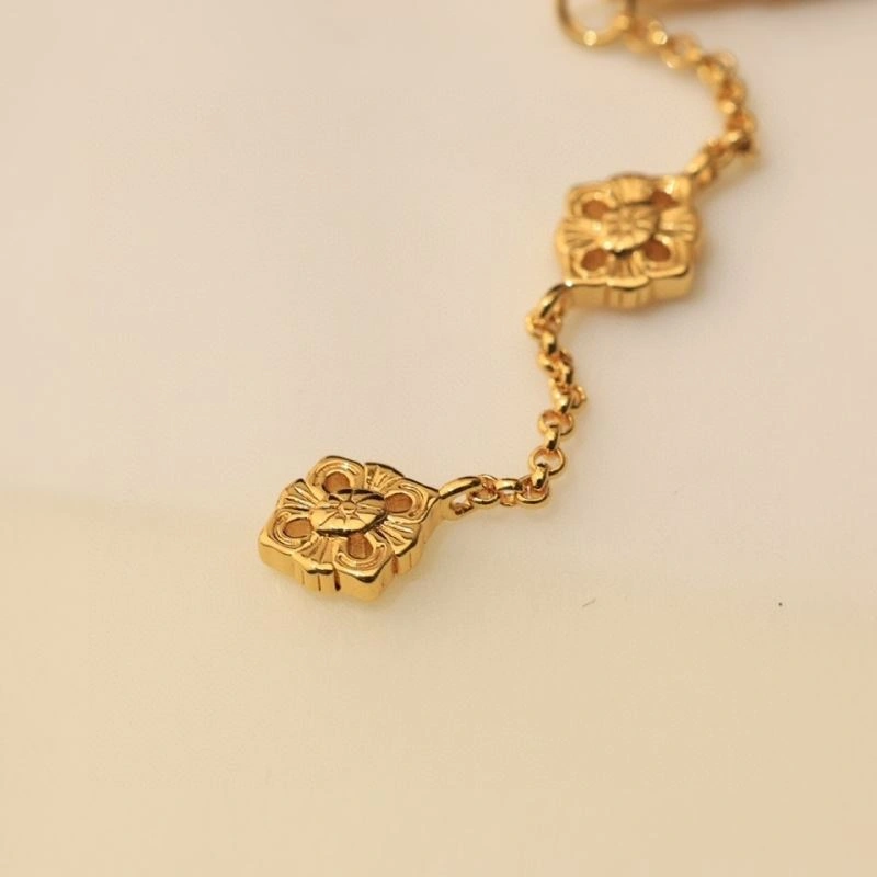 Brand-authenticated Vca Bracelets