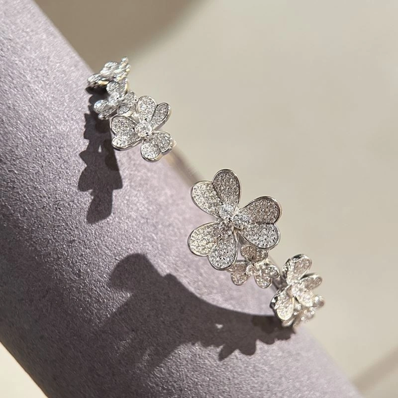 Mirror quality Vca Bracelets