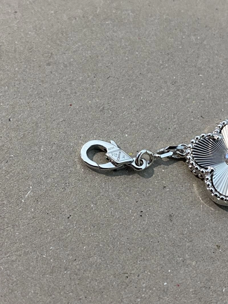 Inexpensive Vca Bracelets