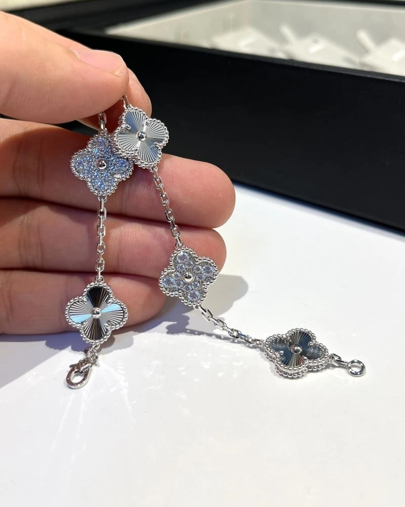 Inexpensive Vca Bracelets