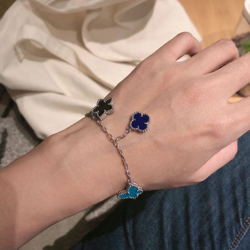 Brand-authenticated Vca Bracelets