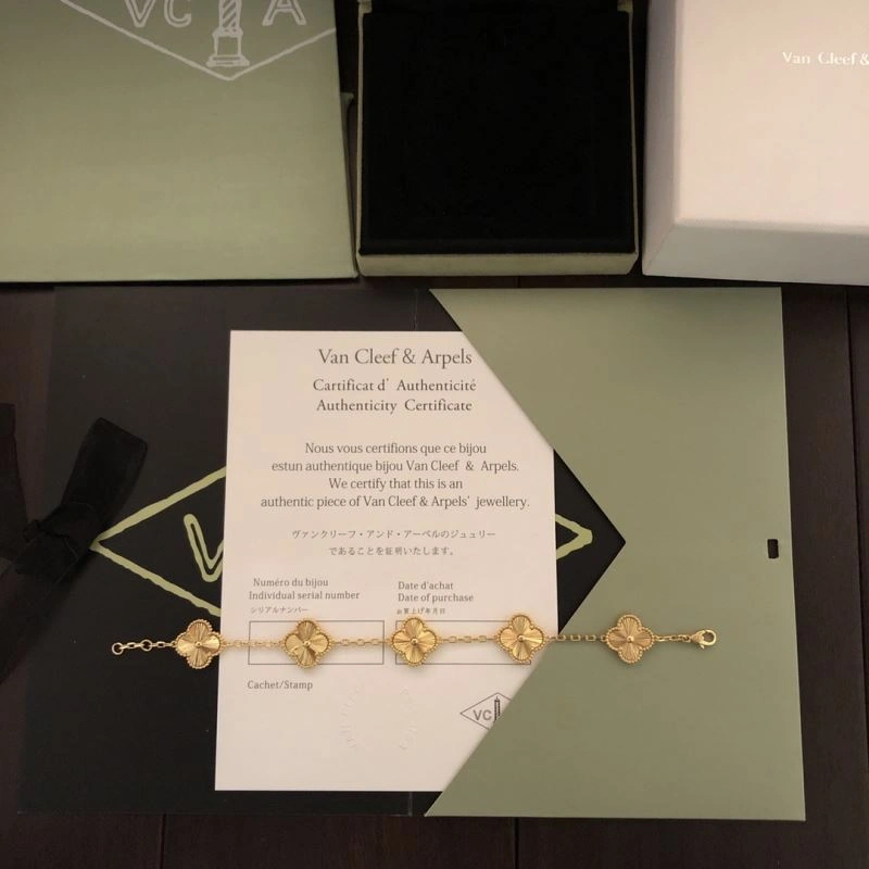 Brand-original Vca Bracelets