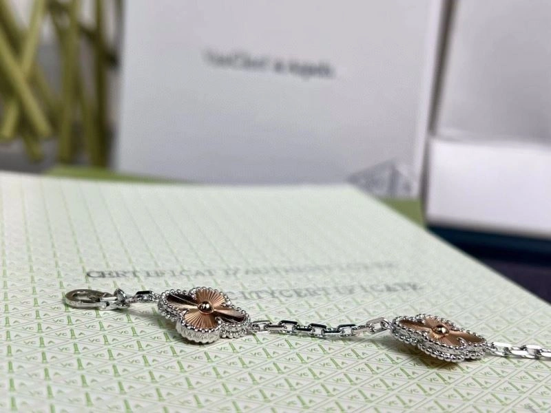 Mirror quality Vca Bracelets