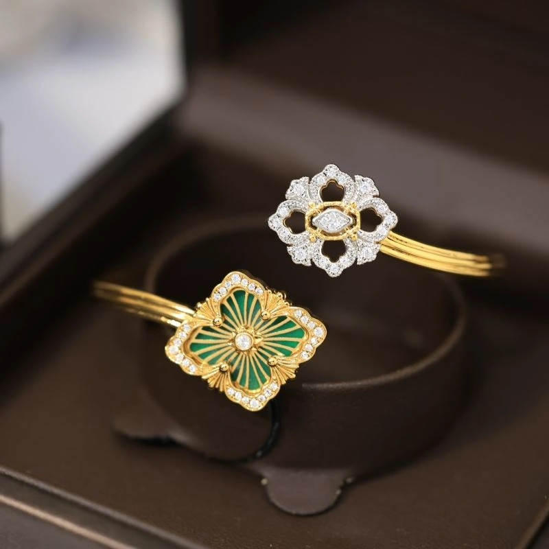Discounted Vca Bracelets