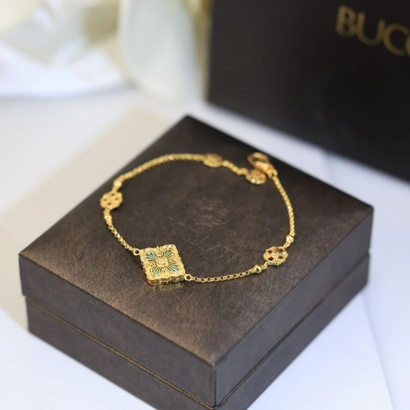 Vca Bracelets