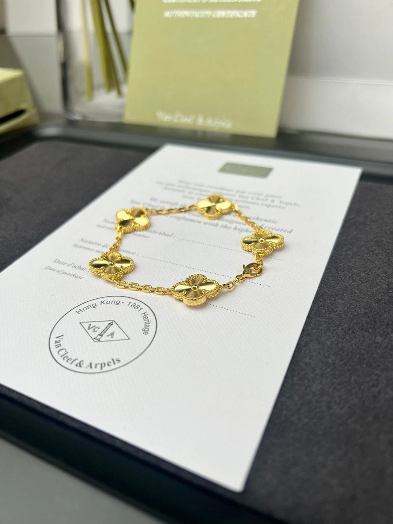 Vca Bracelets