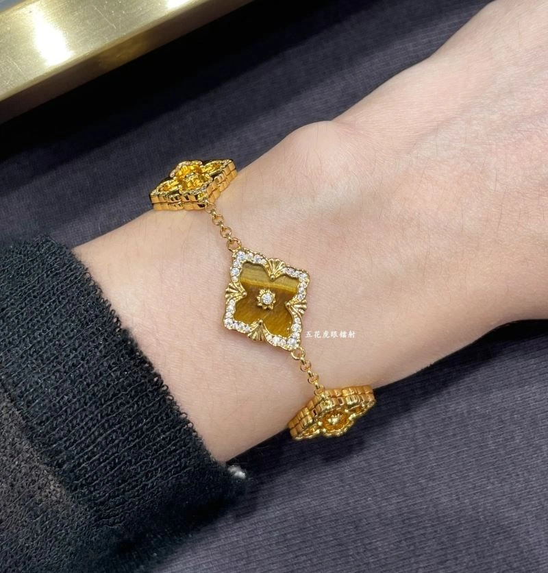 Vca Bracelets