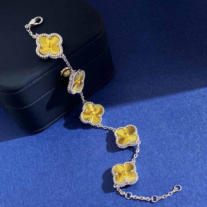 Inexpensive Vca Bracelets