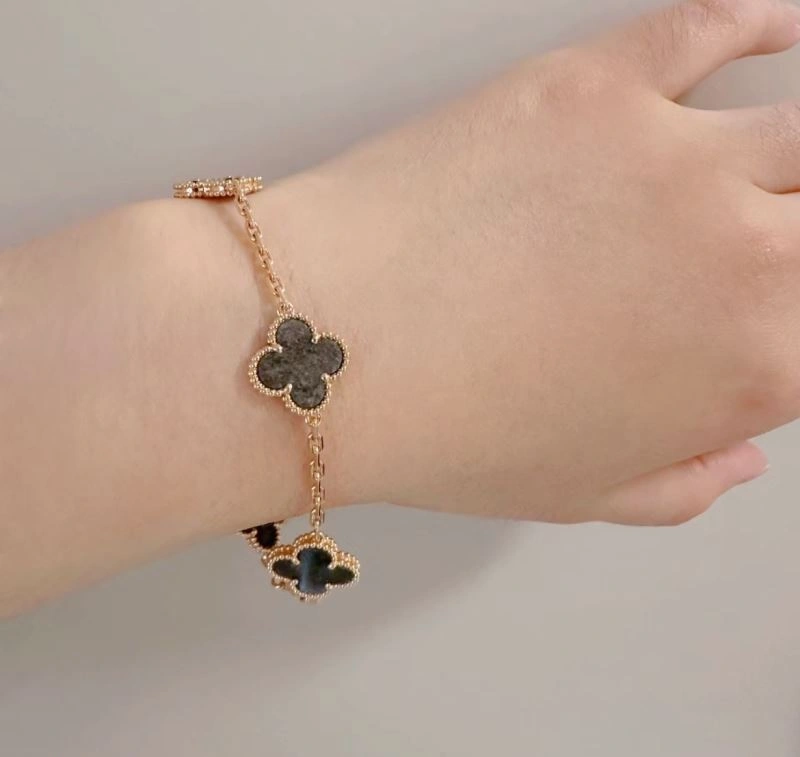 Vca Bracelets