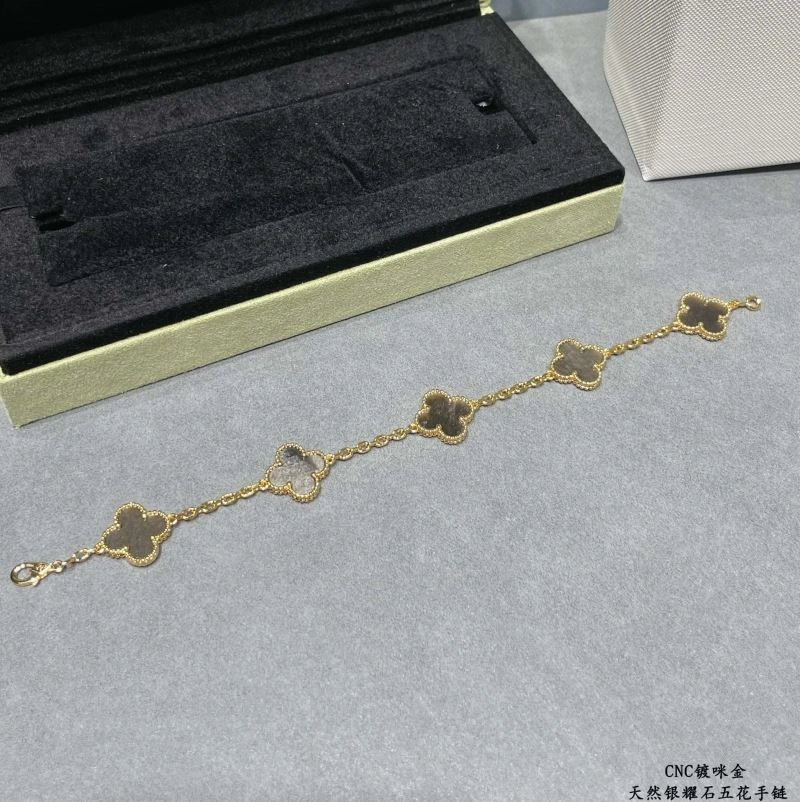 Top mirror Vca Bracelets