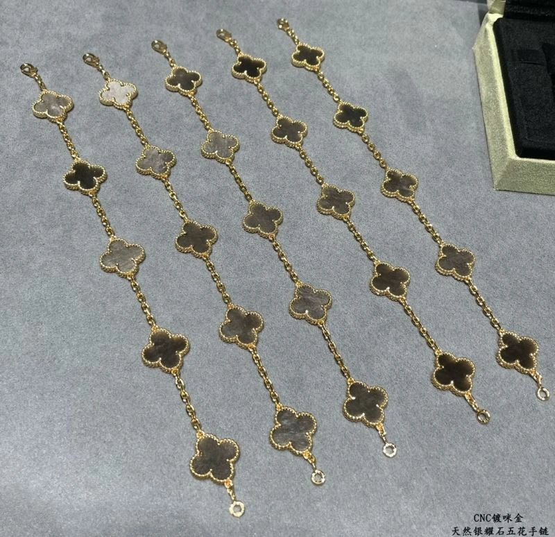 Top mirror Vca Bracelets
