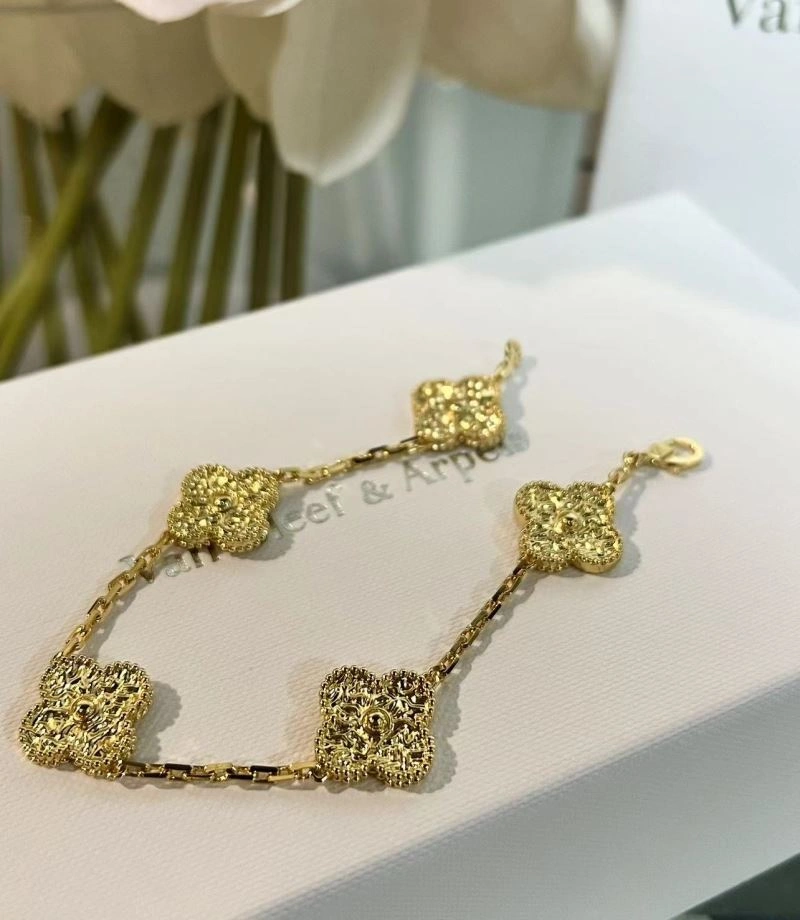 Brand-original Vca Bracelets