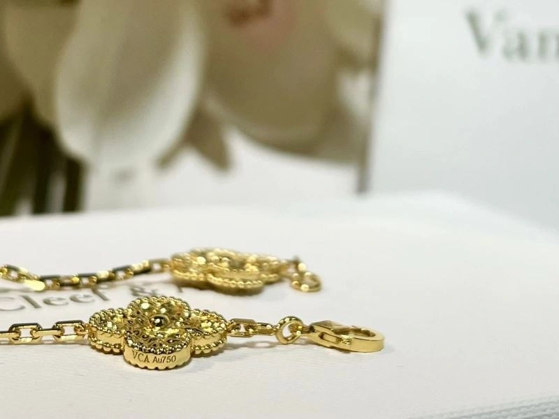 Brand-original Vca Bracelets