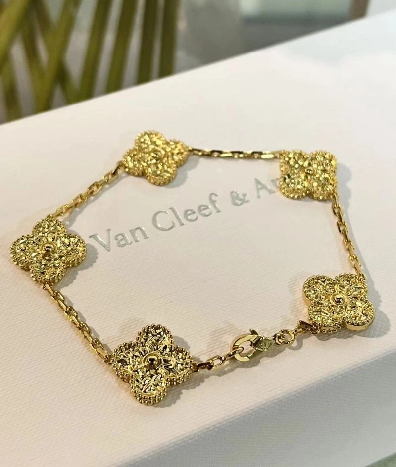 Brand-original Vca Bracelets