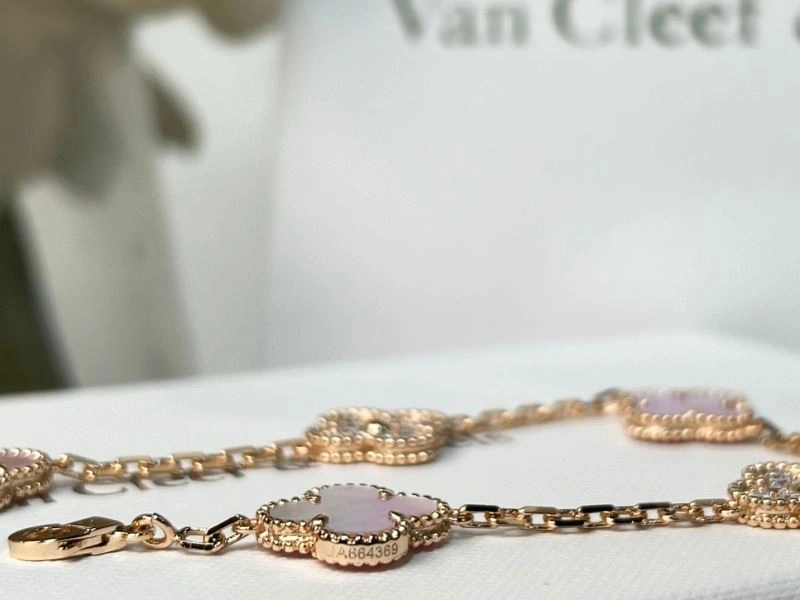 Affordable Vca Bracelets