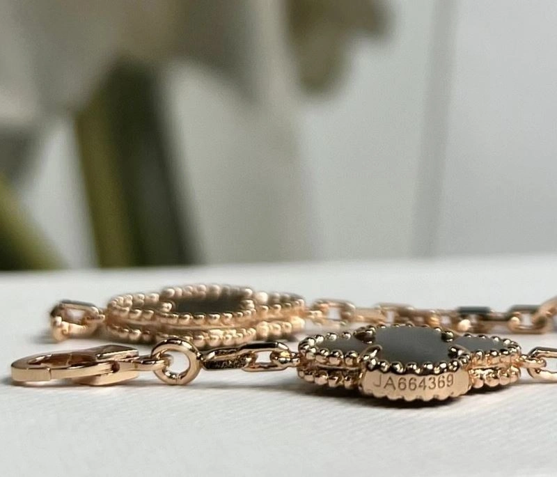 High accuracy Vca Bracelets