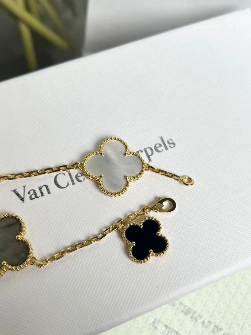 Exact replica Vca Bracelets