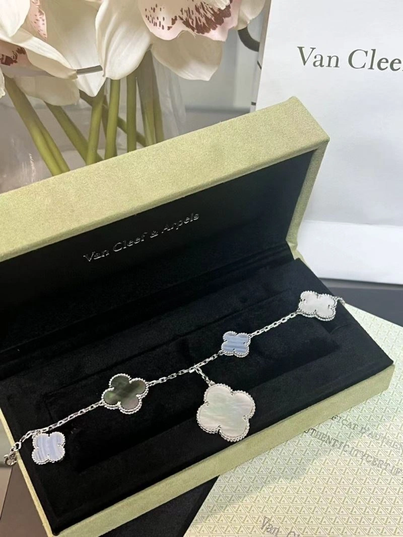 Vca Bracelets
