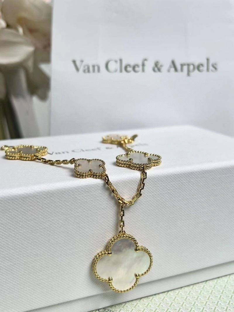 Inexpensive Vca Bracelets