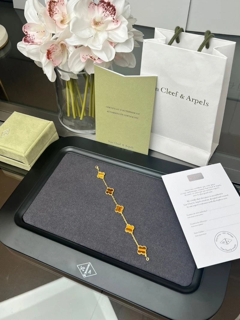 Brand-original Vca Bracelets