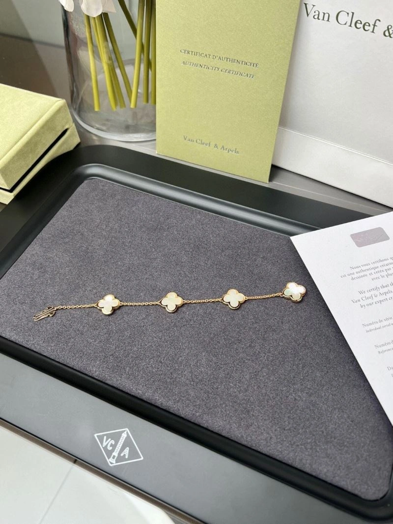 Inexpensive Vca Bracelets