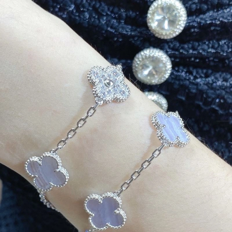 High fidelity Vca Bracelets
