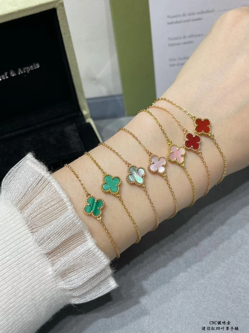 Perfect replica Vca Bracelets