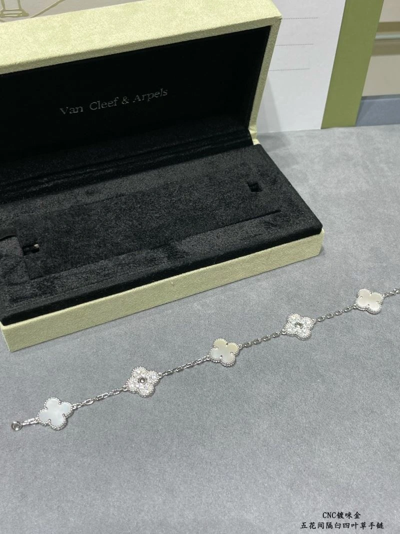Mirror quality Vca Bracelets