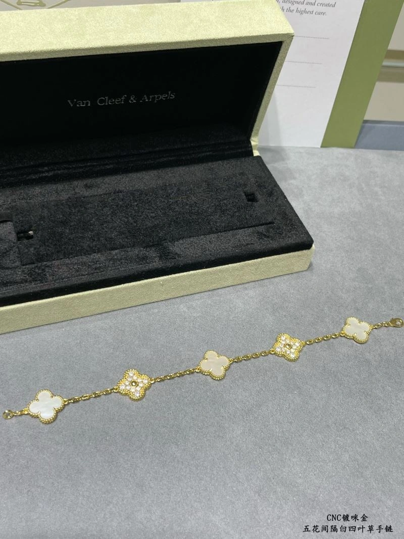 Mirror quality Vca Bracelets