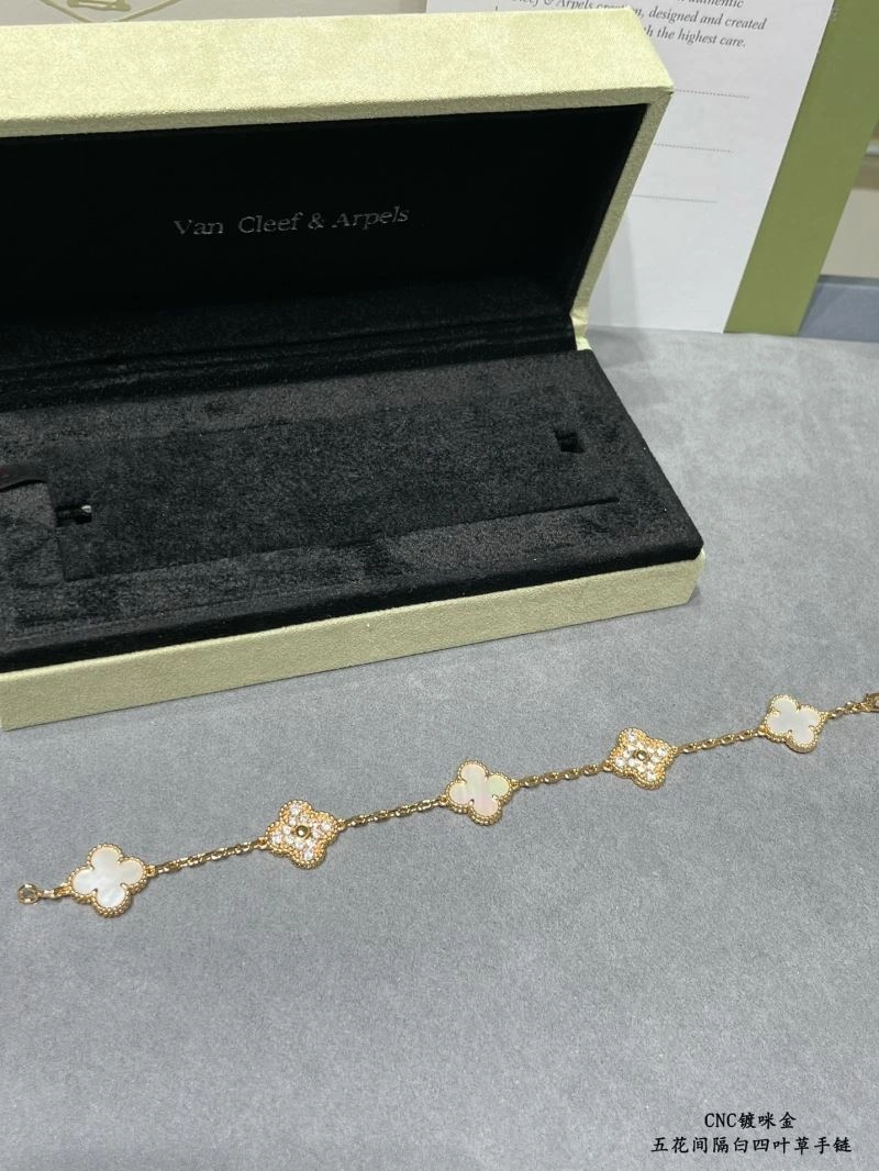 Mirror quality Vca Bracelets