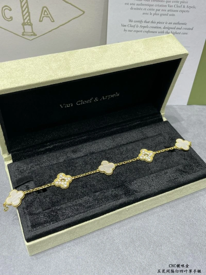 Mirror quality Vca Bracelets