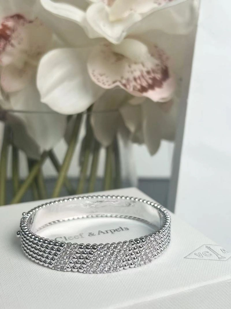 Vca Bracelets
