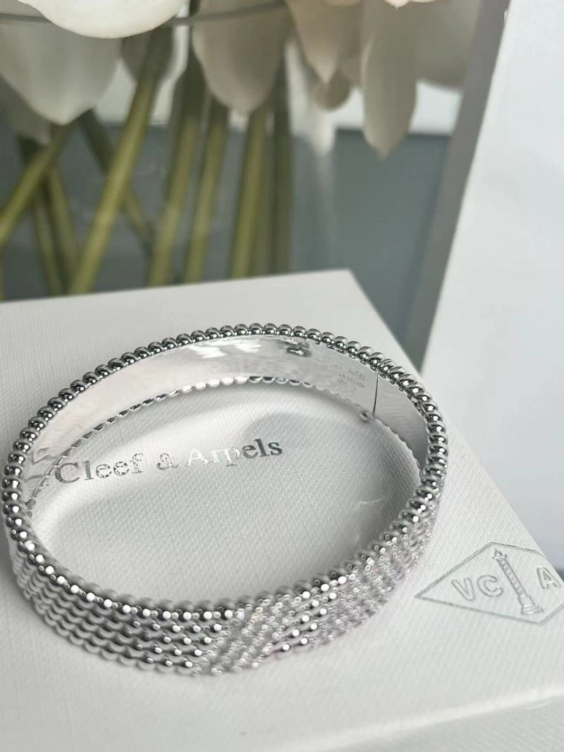 Official Vca Bracelets