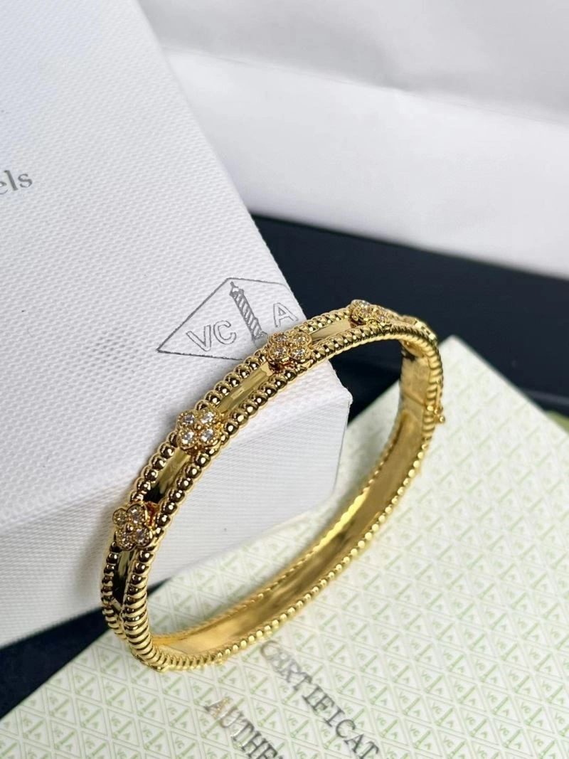 Vca Bracelets
