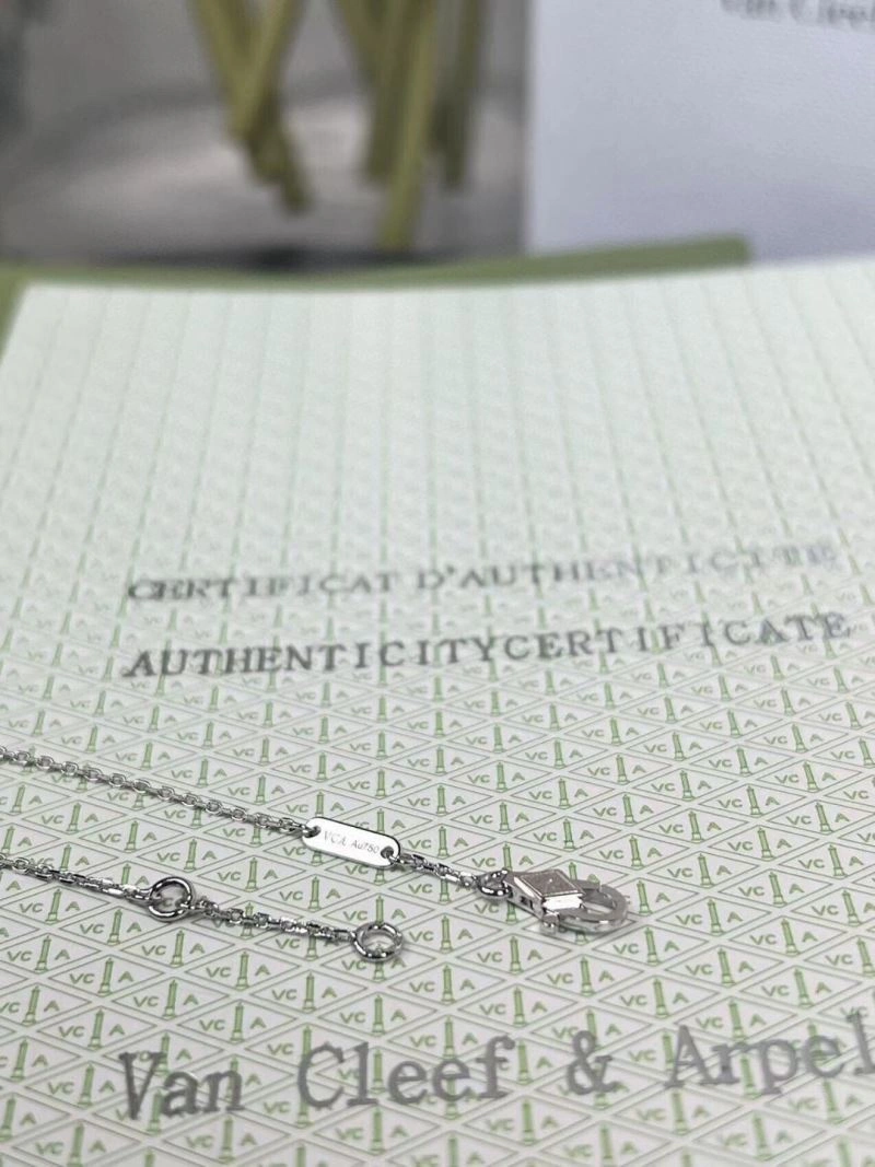 Affordable Vca Bracelets
