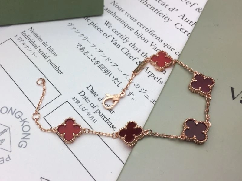 Precise copy Vca Bracelets