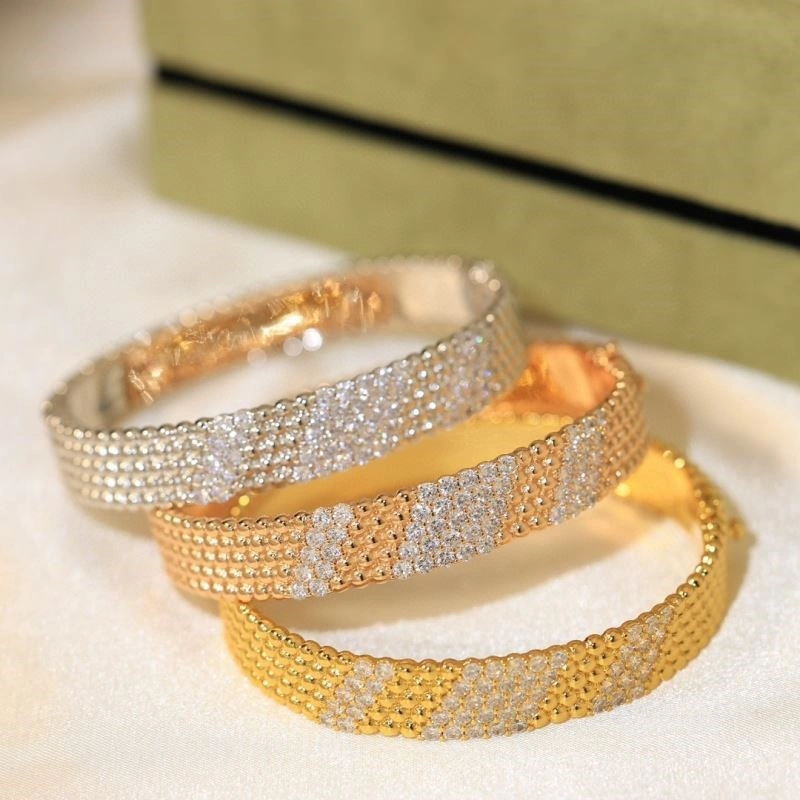 Bargain Vca Bracelets