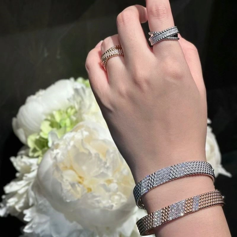 Bargain Vca Bracelets