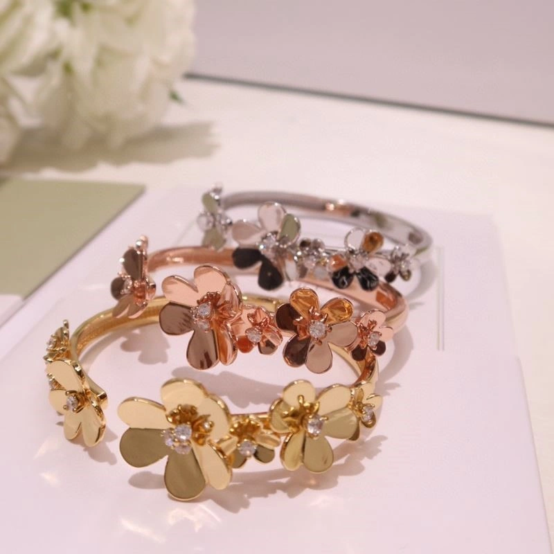 Reasonably priced Vca Bracelets