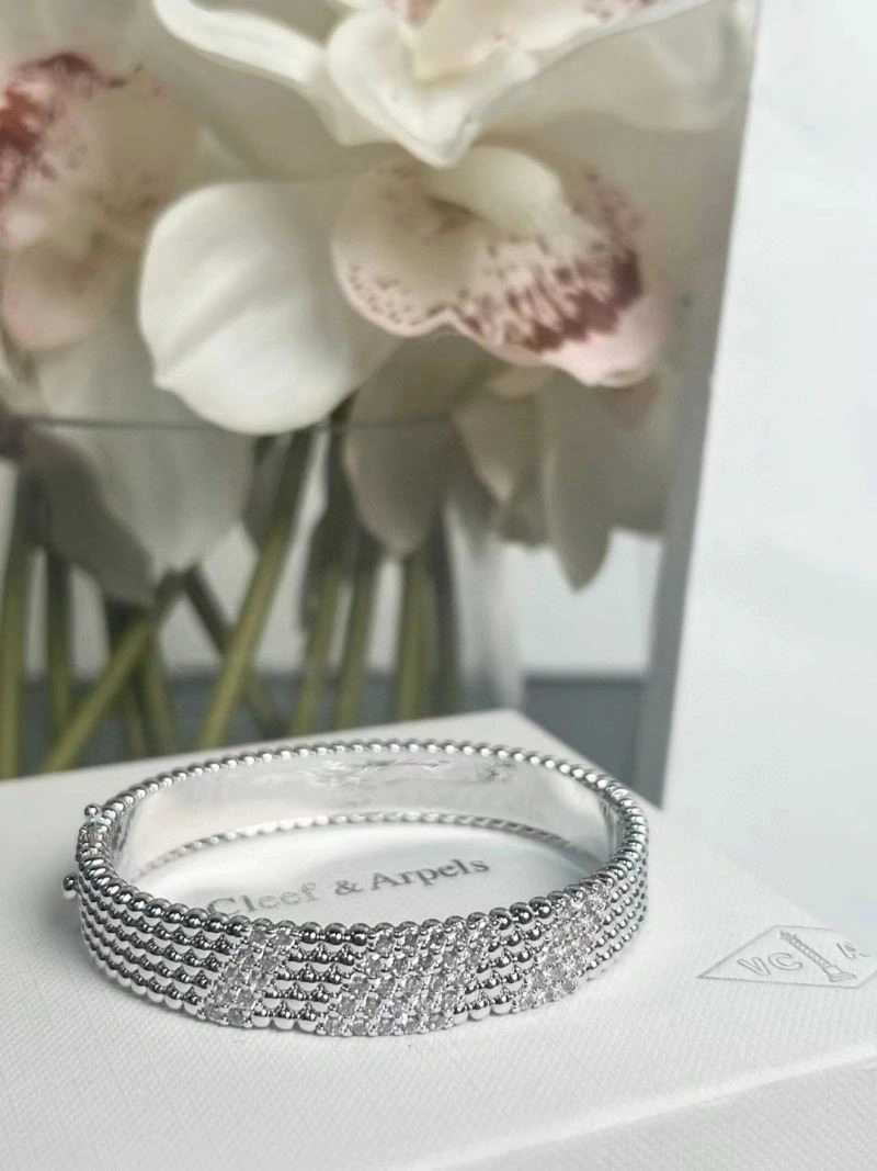 Vca Bracelets