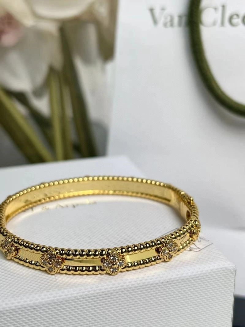 Value-priced Vca Bracelets