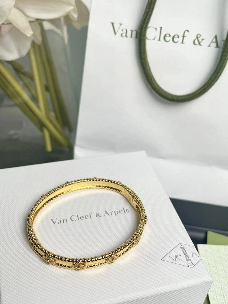 Value-priced Vca Bracelets