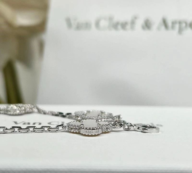 Affordable Vca Bracelets