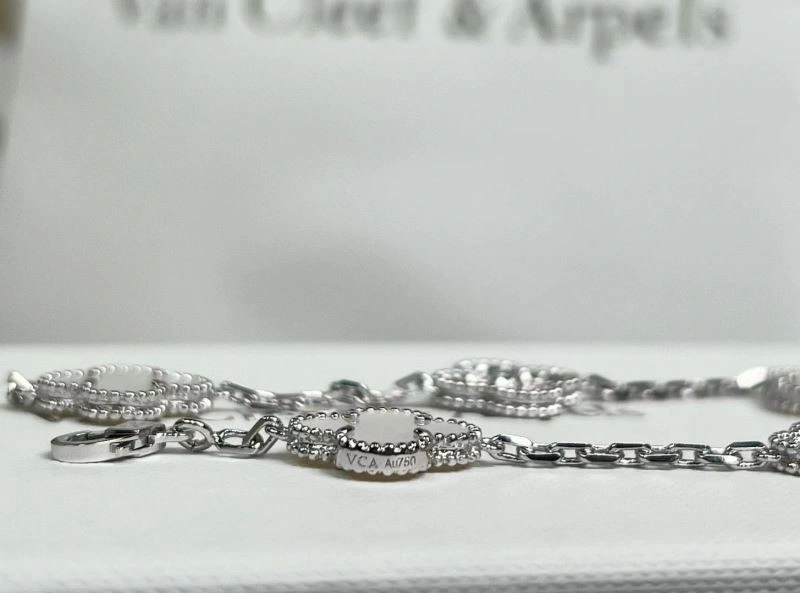 Affordable Vca Bracelets