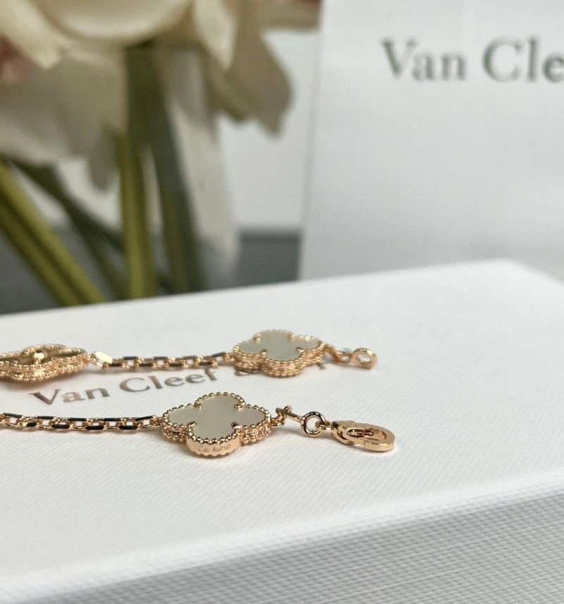 Budget-friendly Vca Bracelets