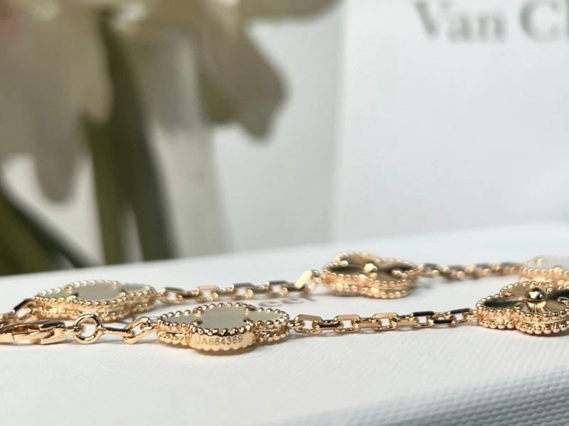 Budget-friendly Vca Bracelets