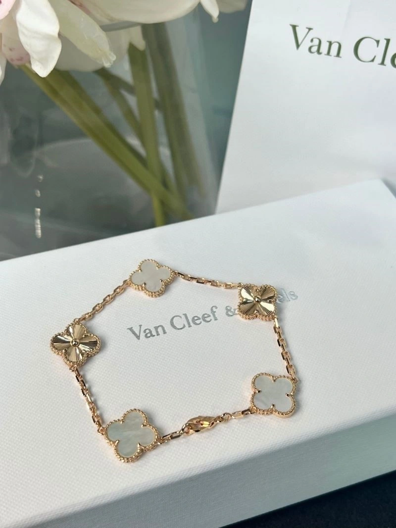 Budget-friendly Vca Bracelets