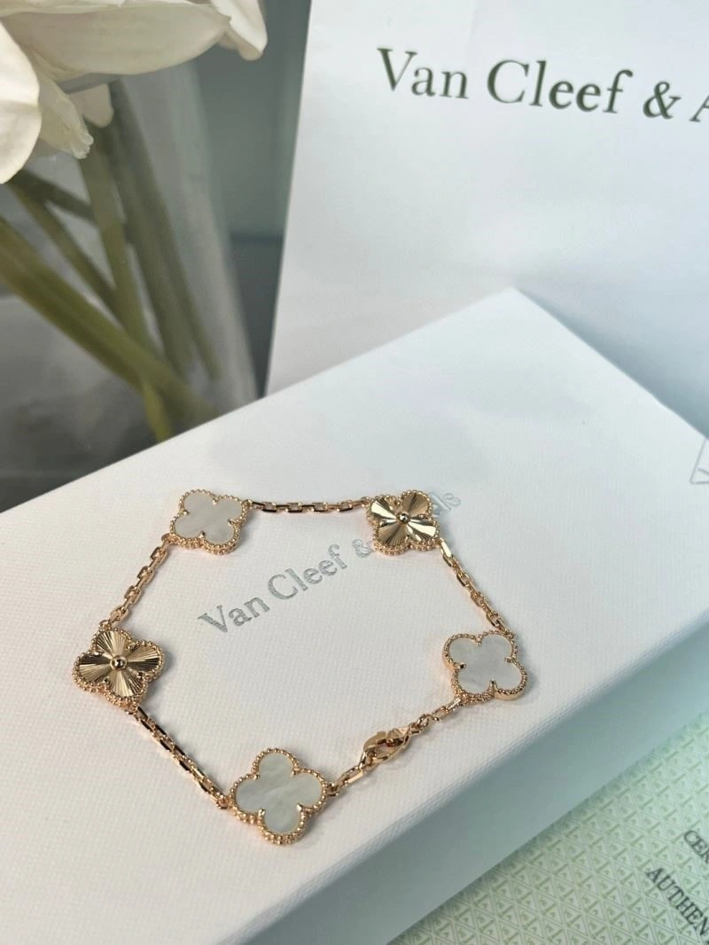 Budget-friendly Vca Bracelets